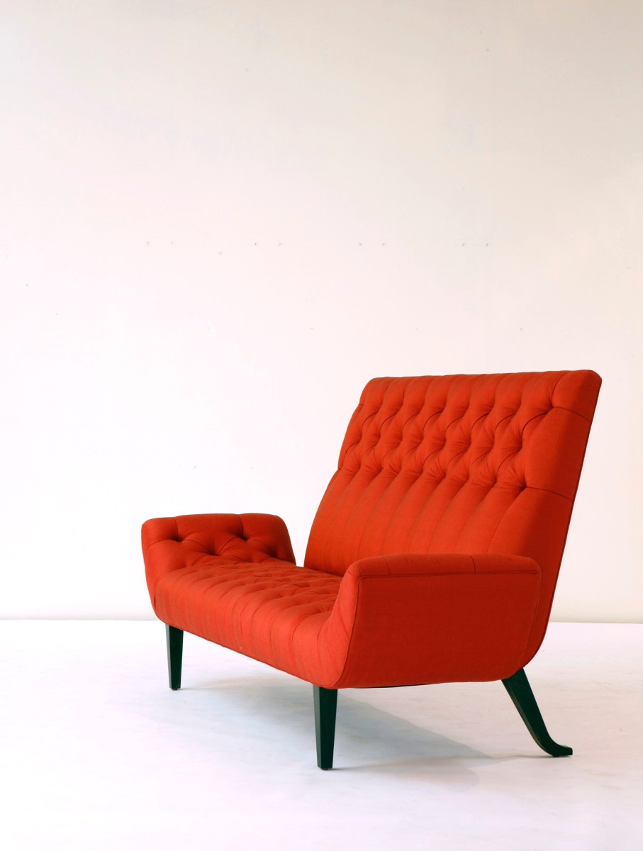 Neo Chester Sofa – Patrick E. Naggar