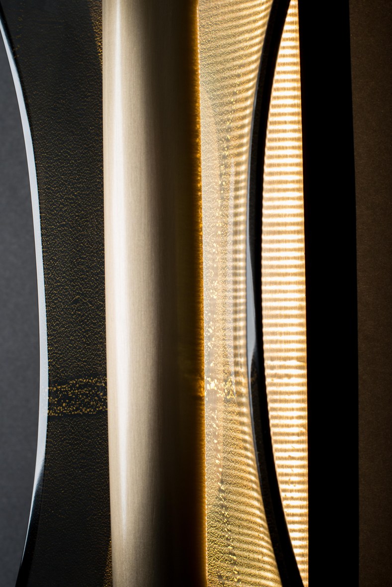 CELL – Gold close-up angled – Patrick E. Naggar